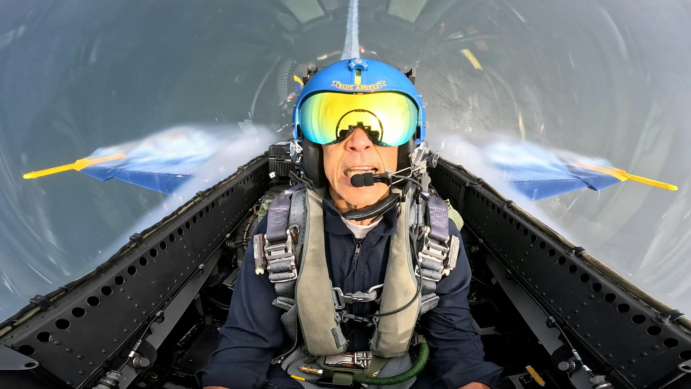 Our reporter flew in a fighter jet before Blue Angels show in Duluth