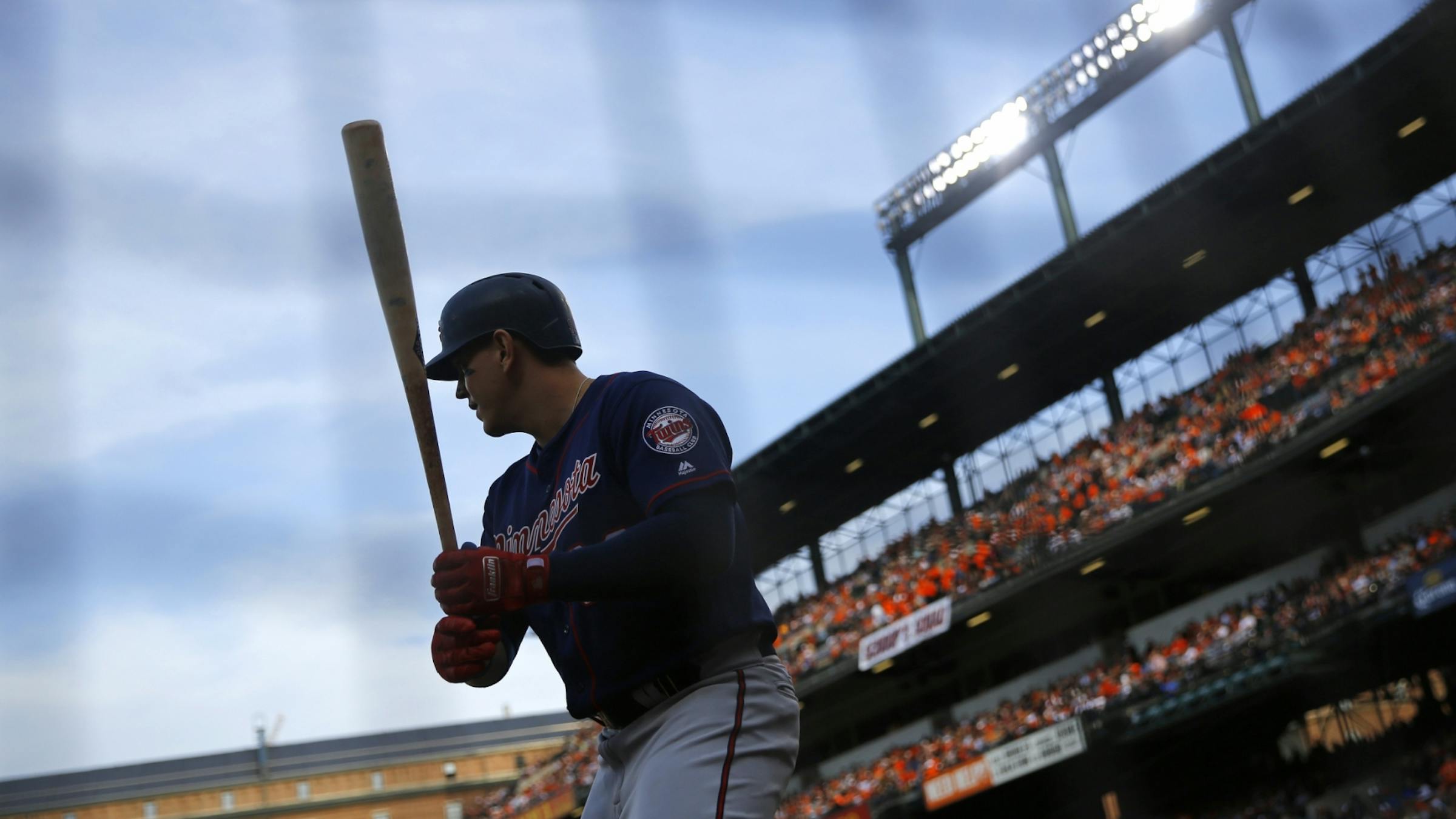 Cold game, cold stats as Twins fall 11-4 to Mariners