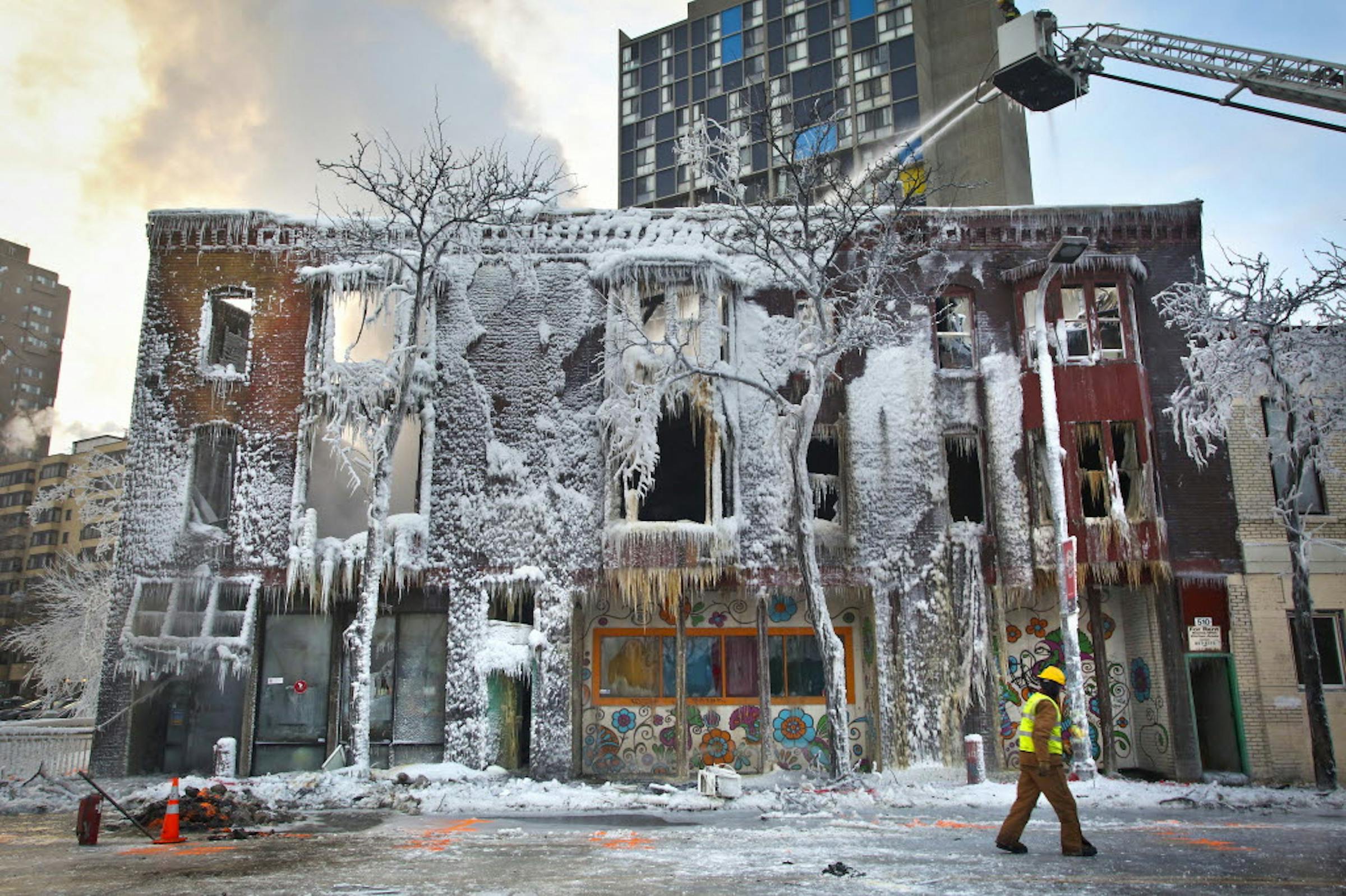Body recovered from rubble of Cedar-Riverside explosion, fire